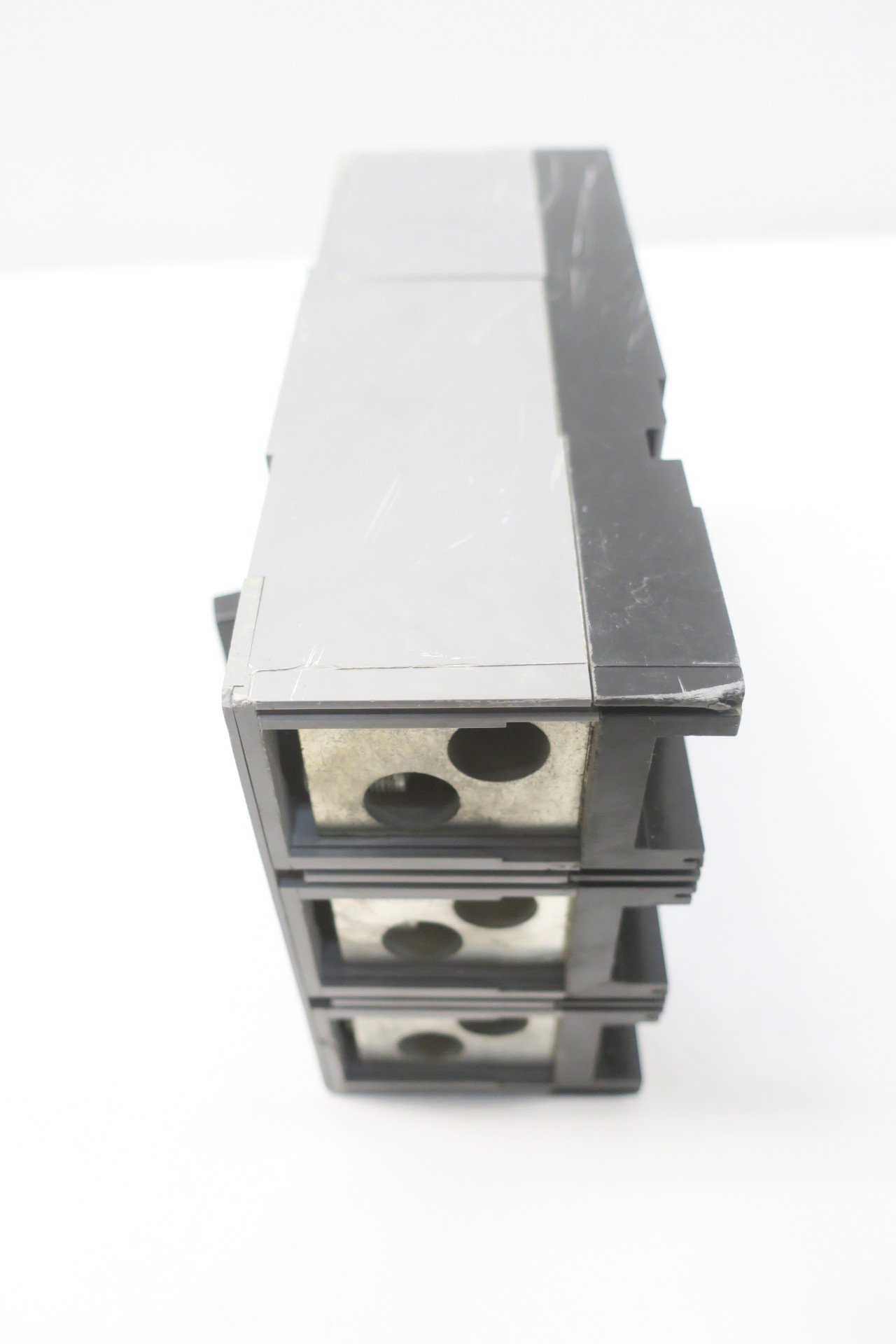 SIEMENS LXD63B600 SENTRON MOLDED CASE CIRCUIT BREAKER 600A 3P 600V-AC D594193
