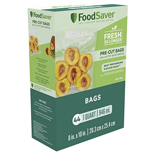 FoodSaver V4440 2-in-1 Automatic Vacuum Sealing System and This bundle includes a FoodSaver V4440 2-in-1 Automatic Vacuum Sealing System and Quart-Sized Bags, 44-Pack Bundle