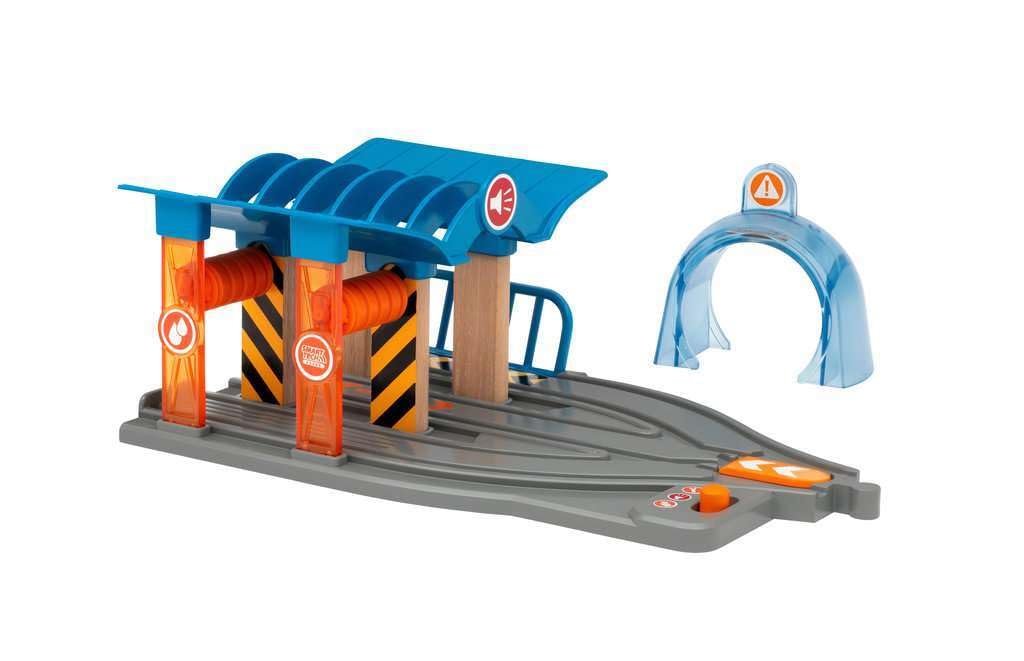 BRIO 33975 Smart Tech Sound Train Service Station