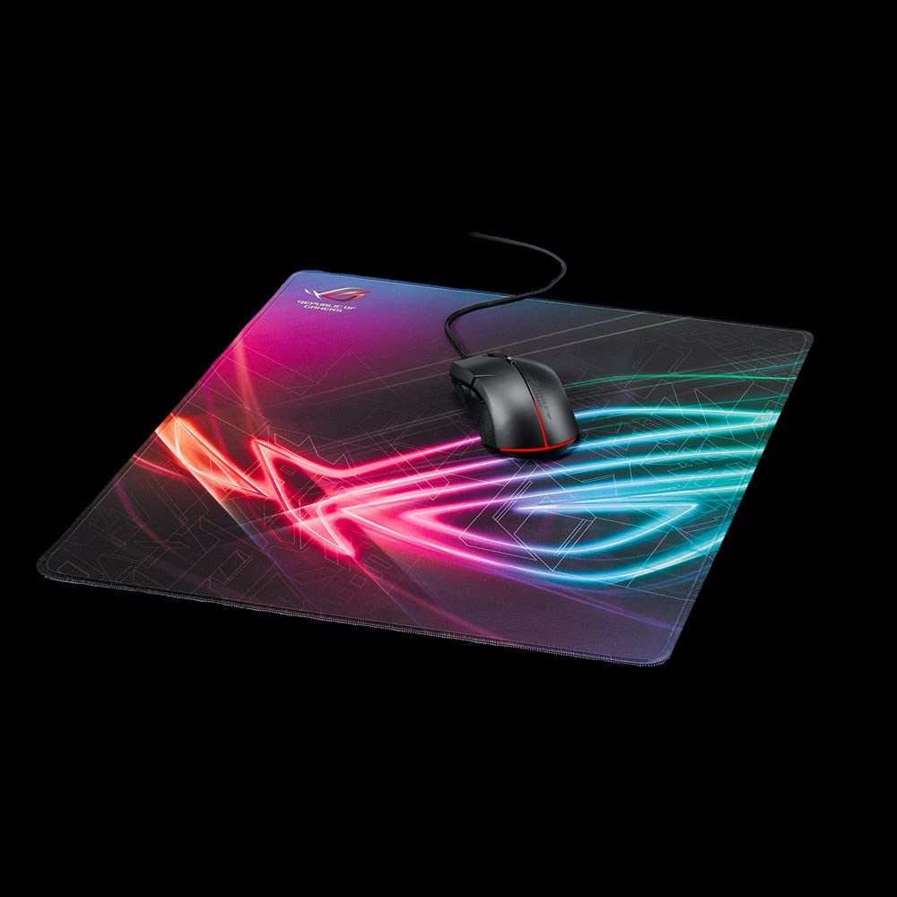 ASUS Rog Strix Edge Vertically Orientated Gaming Pad with Anti Fray Stitching