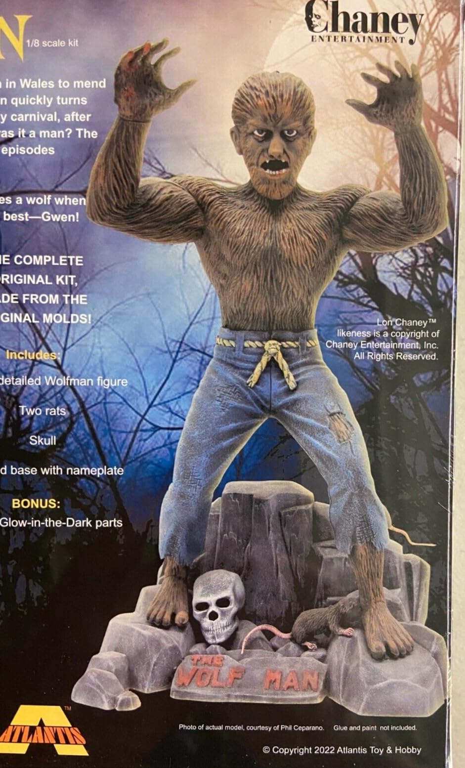 ATLANTIS TOY & HOBBY INC. Lon Chaney Jr. The Wolfman Glow Limited Edition AANA450 Plastic Models Other Misc