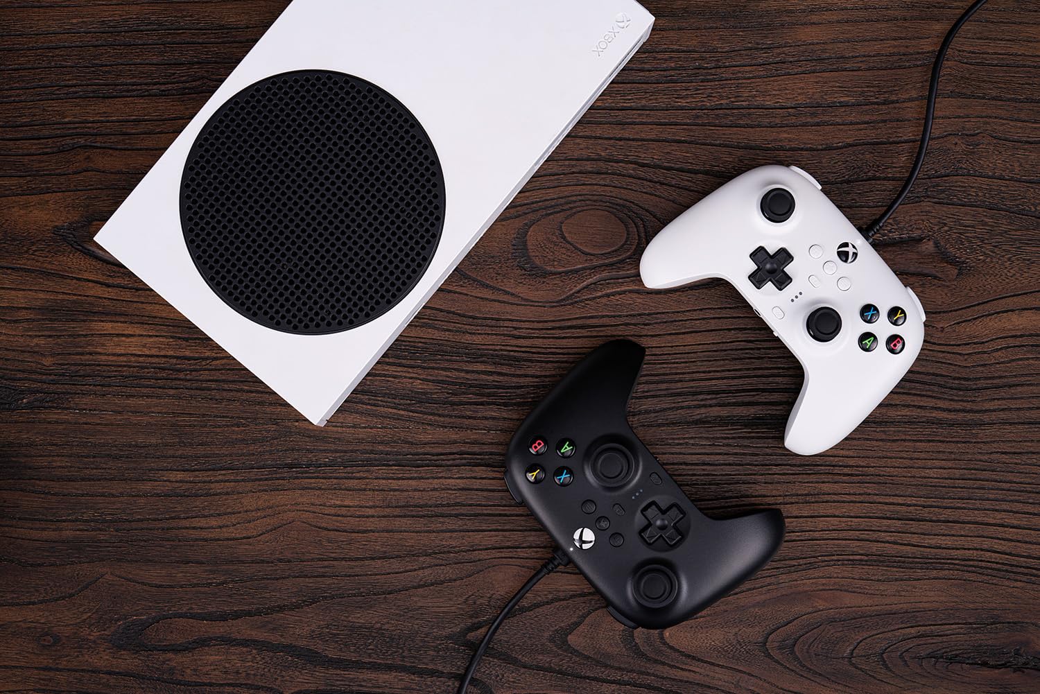 8Bitdo Ultimate Wired Controller for Xbox Series X|S, Xbox One and Windows, PC Gaming Gamepad with Back Buttons, Trigger Vibration, 3.5mm Audio Jack & Mic Mute Button - Officially Licensed (Black)