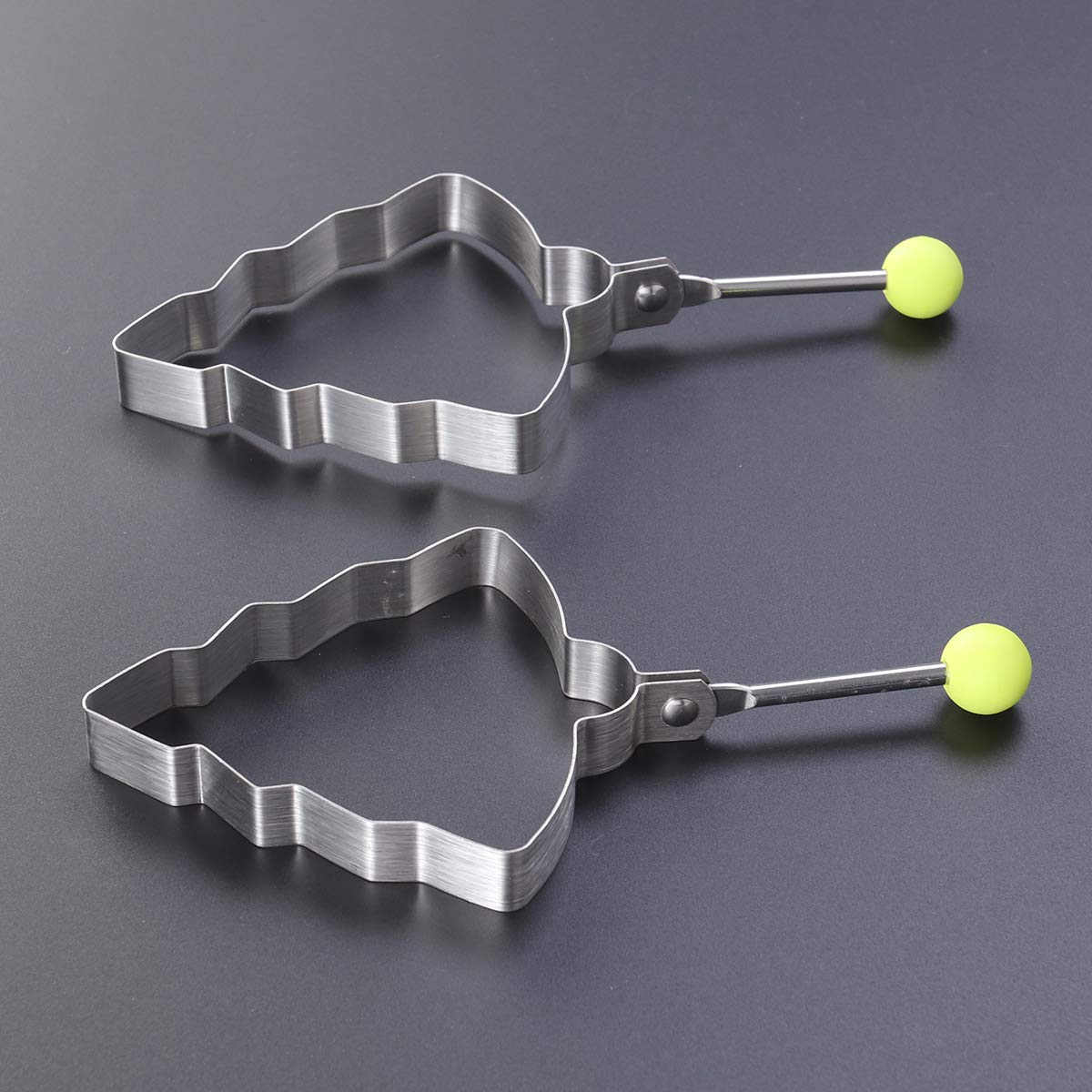 DOITOOL 2 Pcs Stainless Steel Omelette Egg Frying Mold Fried Egg Shaper Pancake Mould DIY Kitchen Cooking Tools (Christmas Tree) Christmas Supplies