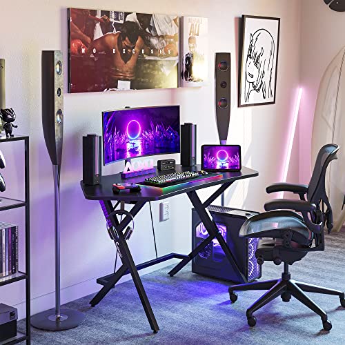 CubiCubi Luna Gaming Desk 47 inch Gamer Workstation, Home Computer Carbon Fiber Surface Gaming Desk PC Table with Cable Tray and Headphone Hook