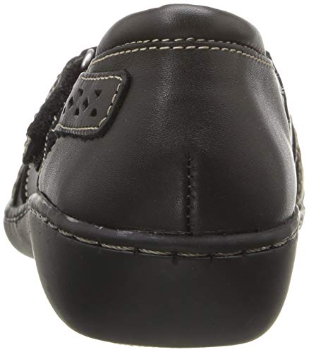 Clarks womens Ashland Spin Q Slip On Loafer, Black, 8 Wide US