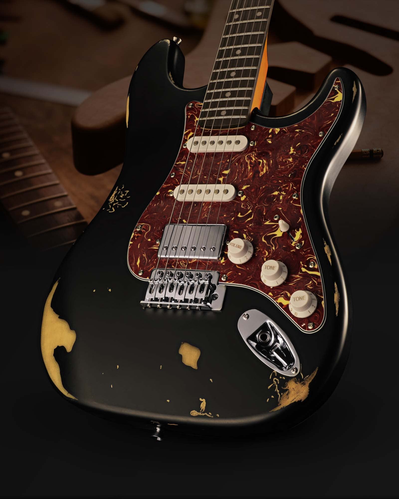60 style Electric Guitar kit, Starfavor Solid Body Full Size 39 inch Guitarra Electrica with Hard Case, Guitar strings,Arm and Guitar Cable SSH
