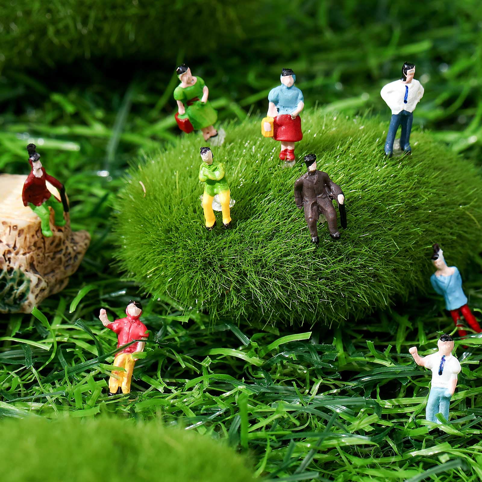 Harrycle 100 Pcs Mini People Figurines 1: 150 Scale Architectural Painted Tiny People Model Sitting and Standing Plastic Miniature People Assorted Poses Model Trains for Miniature Scenes