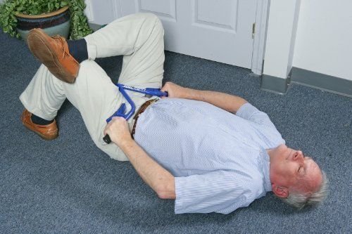 Lo-Bak TRAX Portable Spinal Traction Device by Lori Greiner (Magenta)
