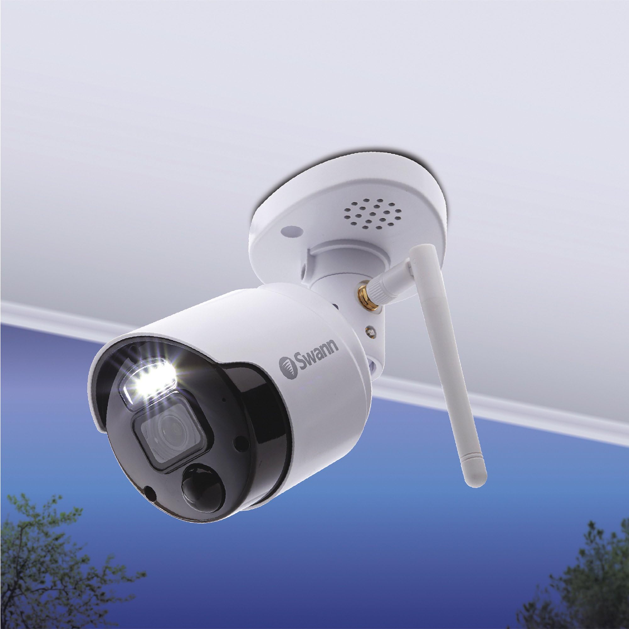 Swann NVW-800 4ch Wi-Fi NVR / 1TB / 2 x NVW-500CAM 1080p WiFi IP Digital Still Image Video Cameras