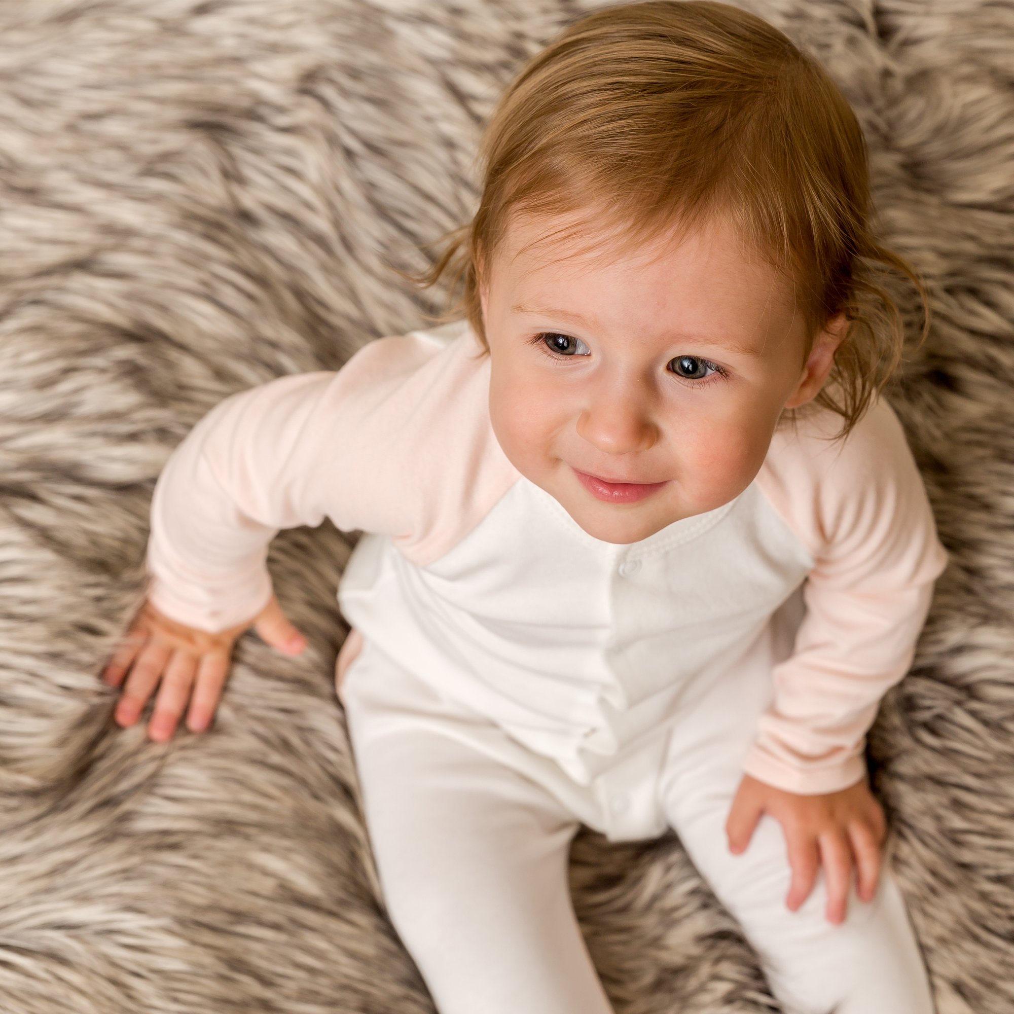 goumikids Goumi'all, Smart Adjustable Footie Baby Pajamas Made With Soft, Organic Material - School Of Fish (Gray), 0-3 Months