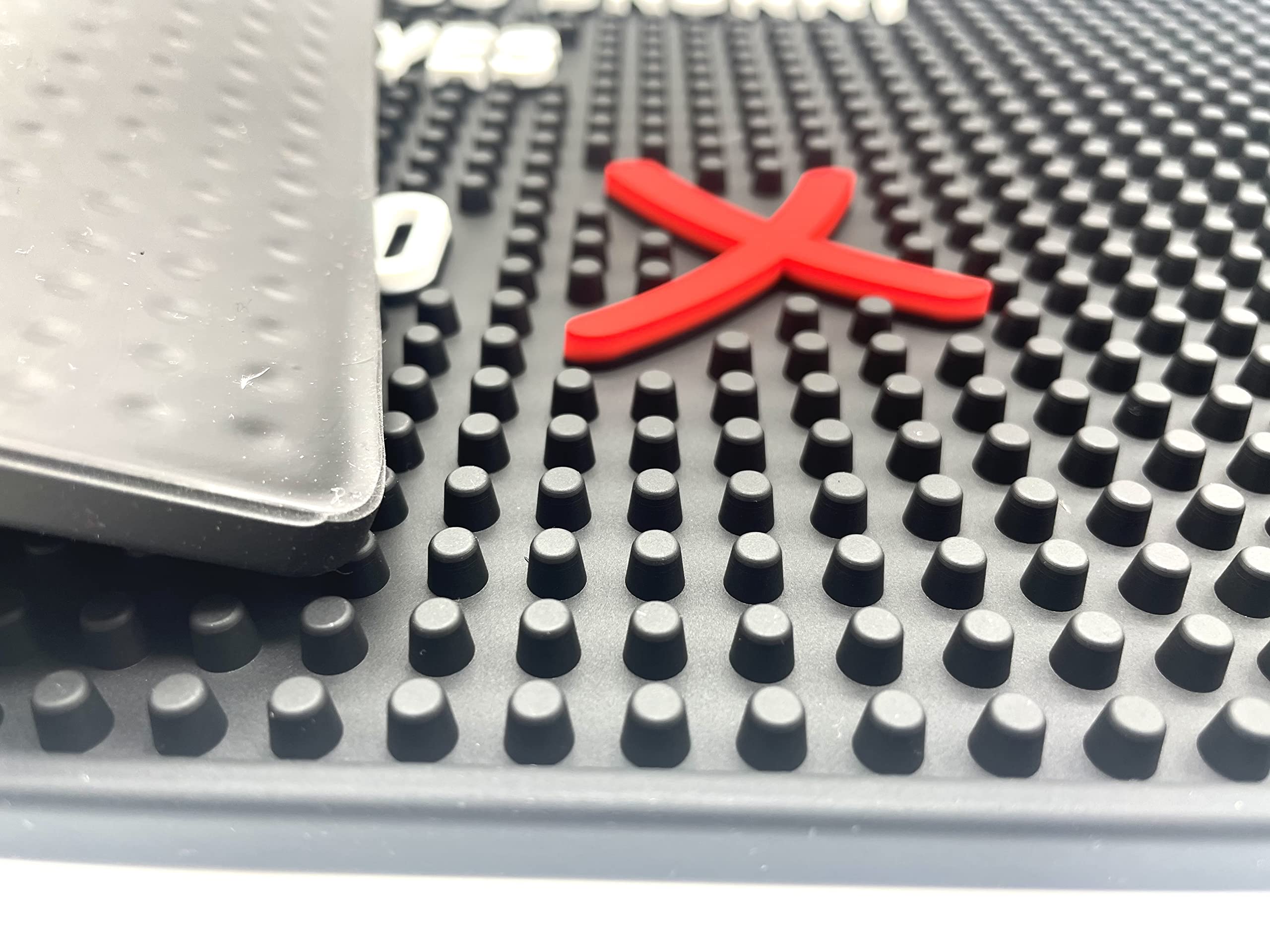 Are You Drunk? 17.7" x 11.8" Funny Bar Spill Mat Rail Countertop Accessory Home Pub Decor Slip Resistant Durable Thick Bar Covering For Craft Brewery Kitchen Cafe and Restaurant Decor