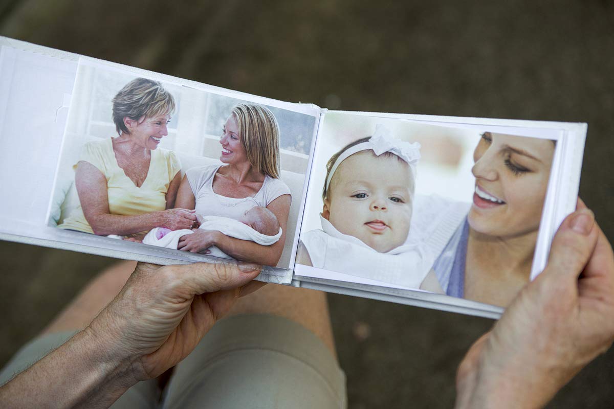 Grandparent Gift Co. First Grandchild Brag Book or Photo Album for New Grandparents