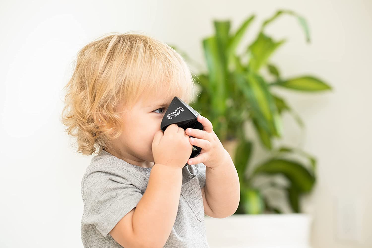 BELLA TUNNO Bella Tunno Beginner Spinner – Educational Baby Teething Toys for Baby Teething Relief, Playtime and Development, Gross Motor Skills, Baby Learning, and Baby Sensory Play, Black