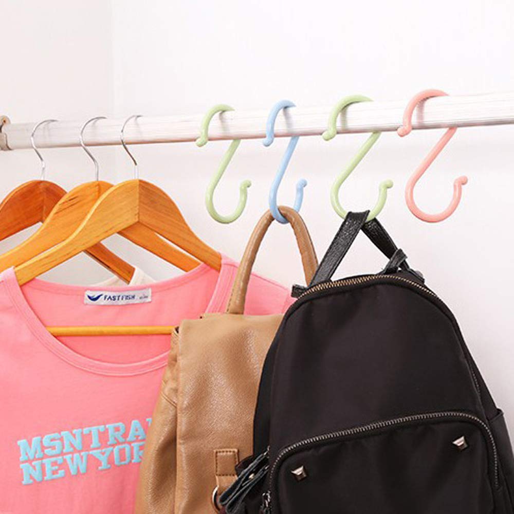 S-Shaped Hooks, Plastic Clothes Hangers Multi-Purpose Storage Racks Portable Key Holders, Durable Hanging Hooks Bathroom Organizers(4Pcs Pink L)