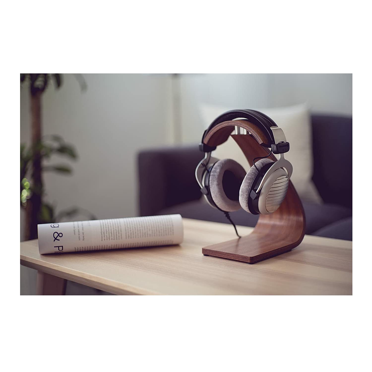 beyerdynamic DT 990 Edition 600 Ohm Over-Ear-Stereo Headphones. Open design, wired, high-end for use with headphone amplifiers