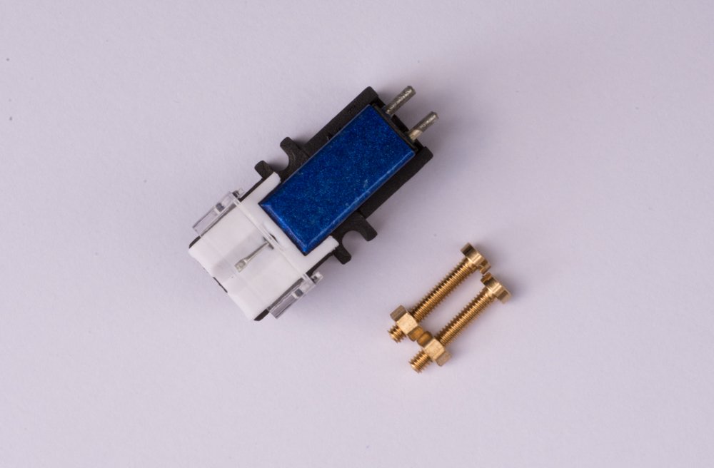 Cartridge and Stylus, needle with mounting bolts for Technics SLD3, SLD303, SLD33, SLD3K, SLD5, SLQ2, SLB303, SLH302, SL1000, SL1100, SL120, SL1650, SL1900, SL1950, SL2000, SL3310
