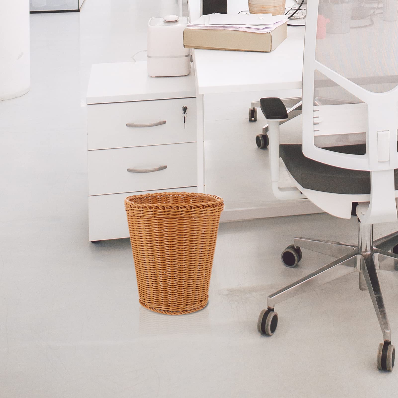 LIFKOME Round Rattan Waste Basket Woven Trash Can Paper Waste Basket Straw Wicker Sundries Storage Holder Garbage Container Bin for Bathroom Kitchen Office Brown