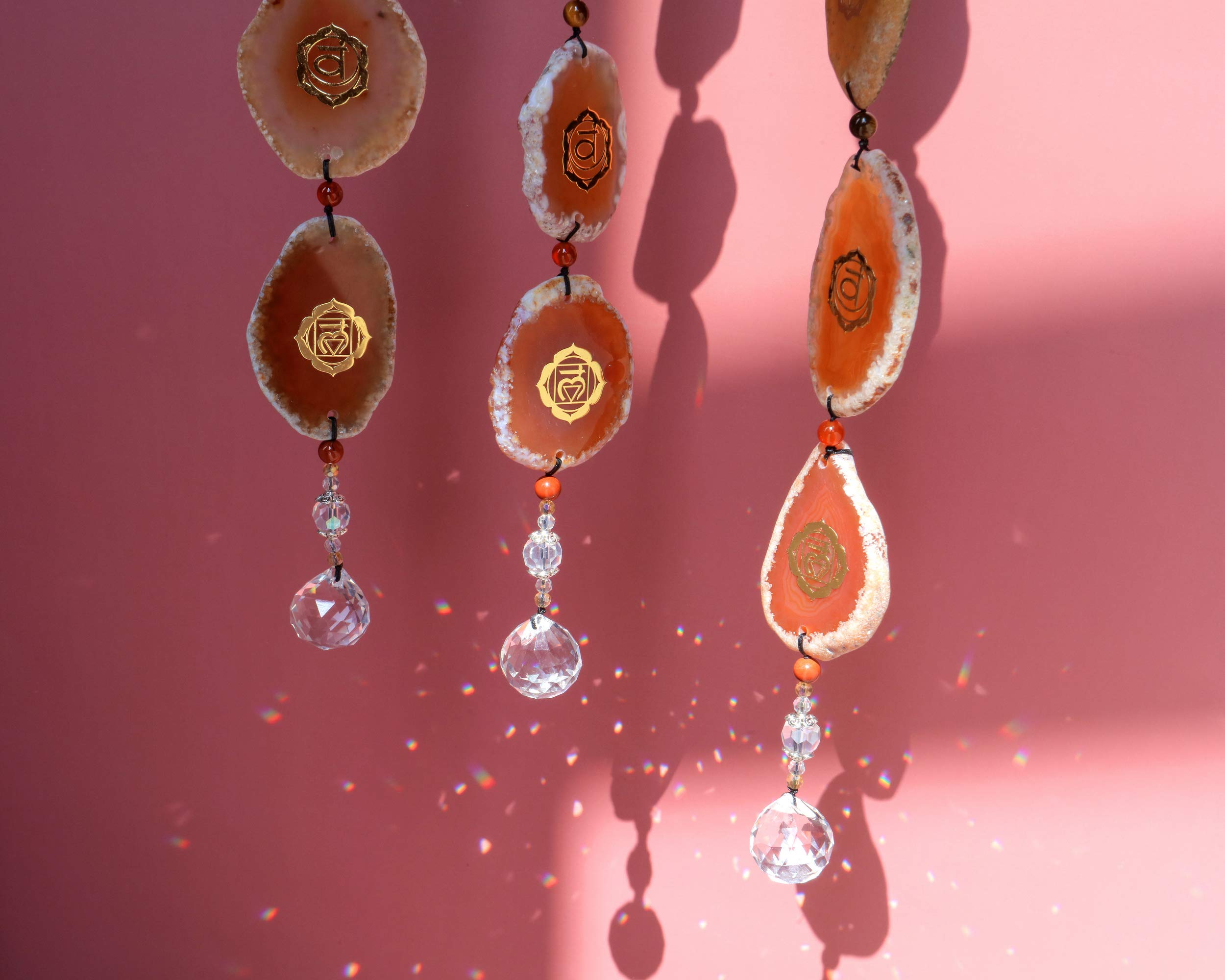 CrystalTears Chakra Crystal Hanging Ornament Reiki Healing Crystal Agate Slice Gemstone Wall Hanger Rainbow Crystal Suncatcher for Home Garden Decoration