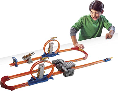 Hot Wheels Track Builder Total Turbo Takeover Track Set, Motorized Playset with Loops & Stunts, Includes 1 Hot Wheels Die-Cast Car, Toy for Kids 6 to 12 Years Old [Amazon Exclusive]