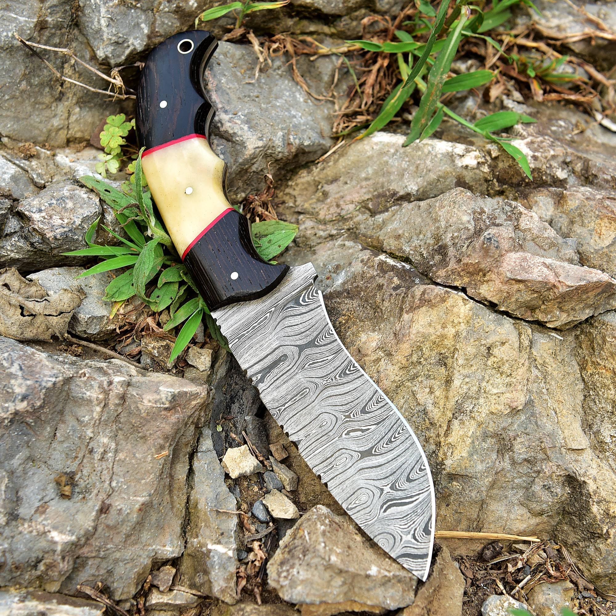AA Knives 9.25 Inch Handmade Damascus Steel Fixed Blade Hunting knife with Leather Sheath β Perfect for Hunting and Survival with Wenge Wood & Camel Bone Handle
