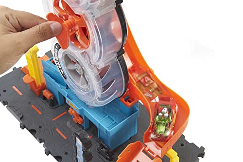 Hot Wheels Toy Car Track Set City Super Twist Tire Shop with 1:64 Scale Car, Single or Multi-Car Play