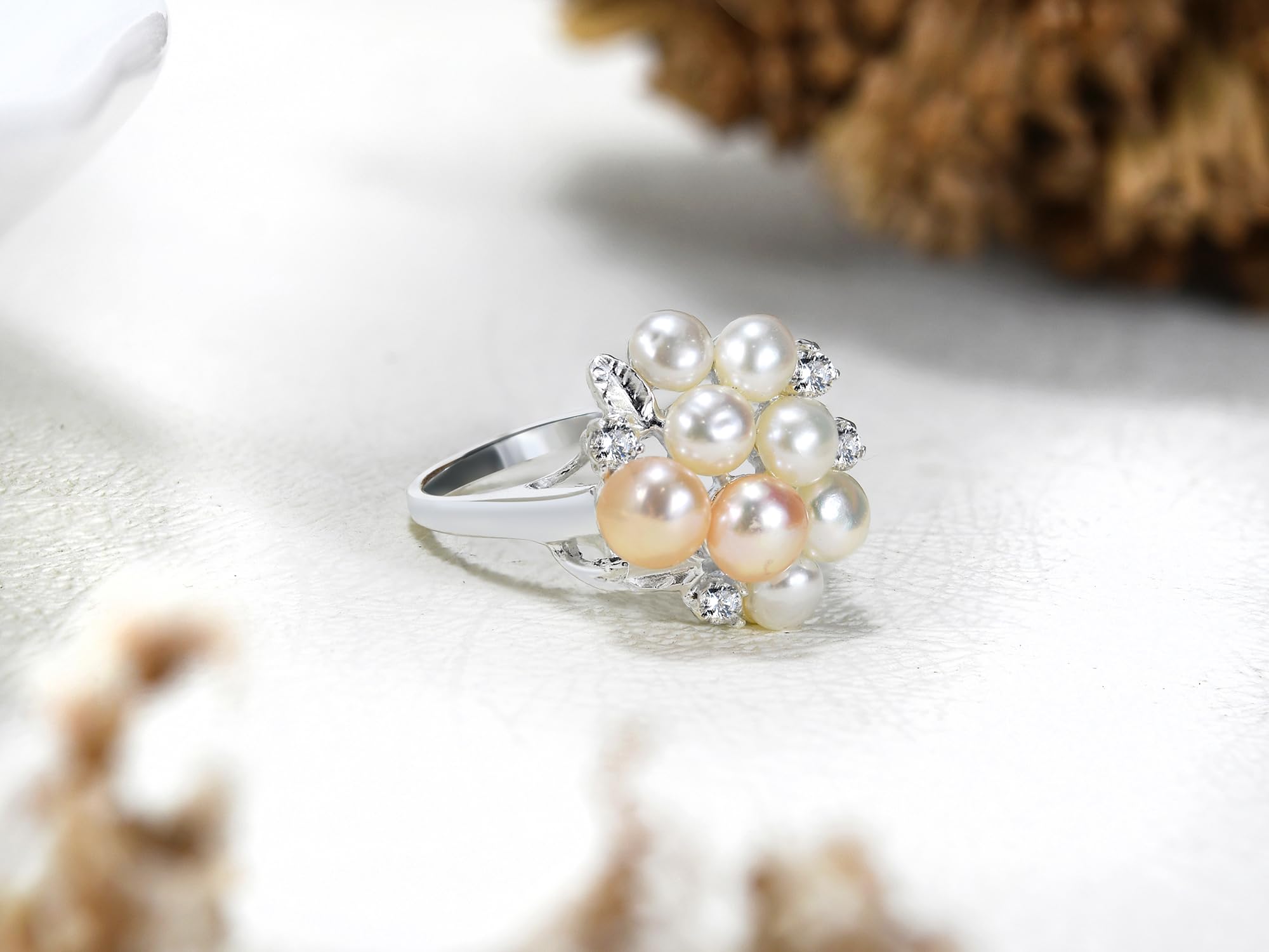 AeraVida Cluster White-Pink Cultured Freshwater Pearl Grape Cubic Zirconia .925 Sterling Silver Ring (7)