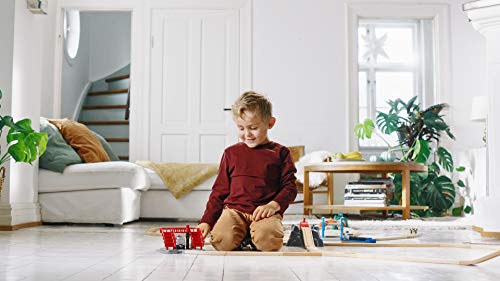 BRIO World - 33873 Smart Tech Engine Set with Action Tunnels | 17 Piece Train Toy with Accessories and Wooden Tracks for Kids Age 3 and Up