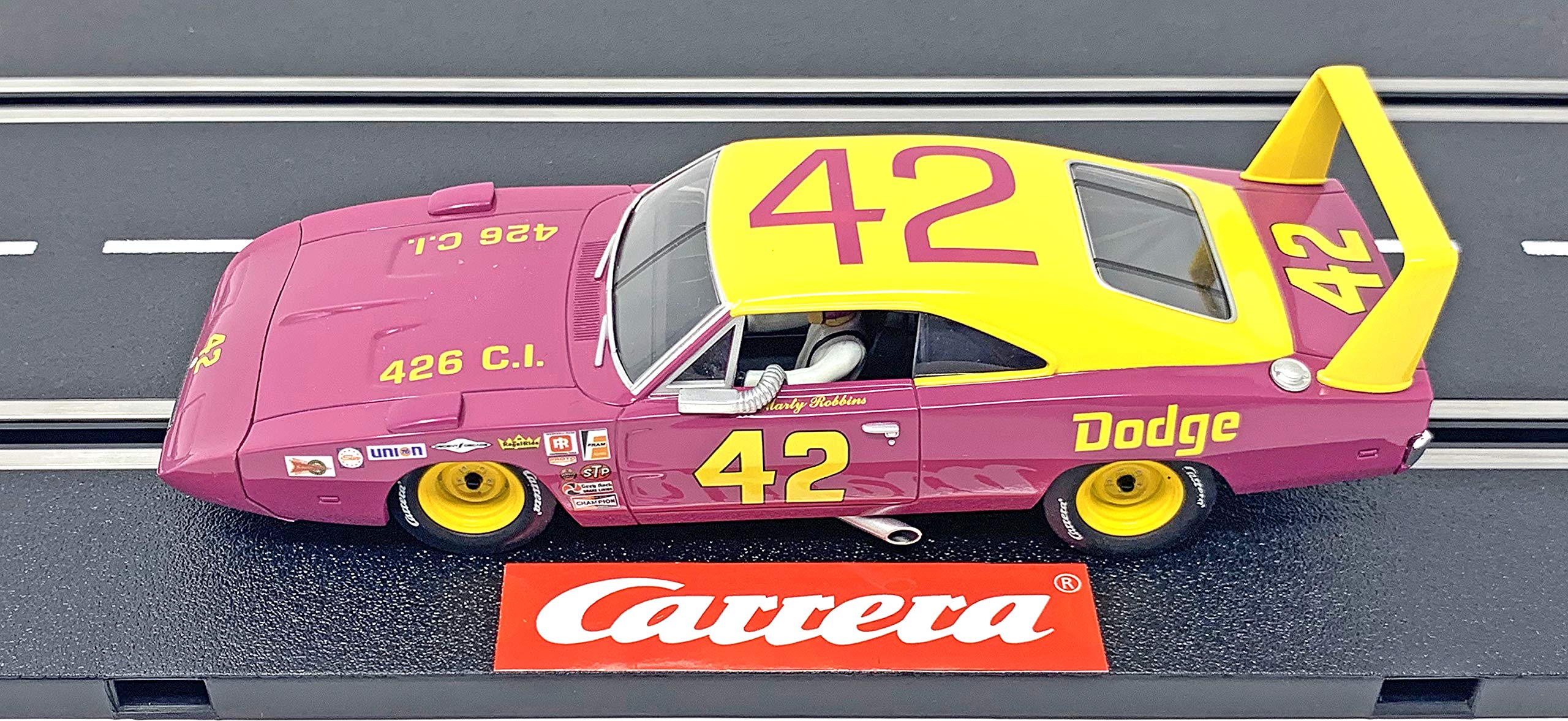 Carrera 27638 Dodge Charger Daytona No. 42 1:32 Scale Analog Slot Car Racing Vehicle for Carrera Evolution Slot Car Race Tracks