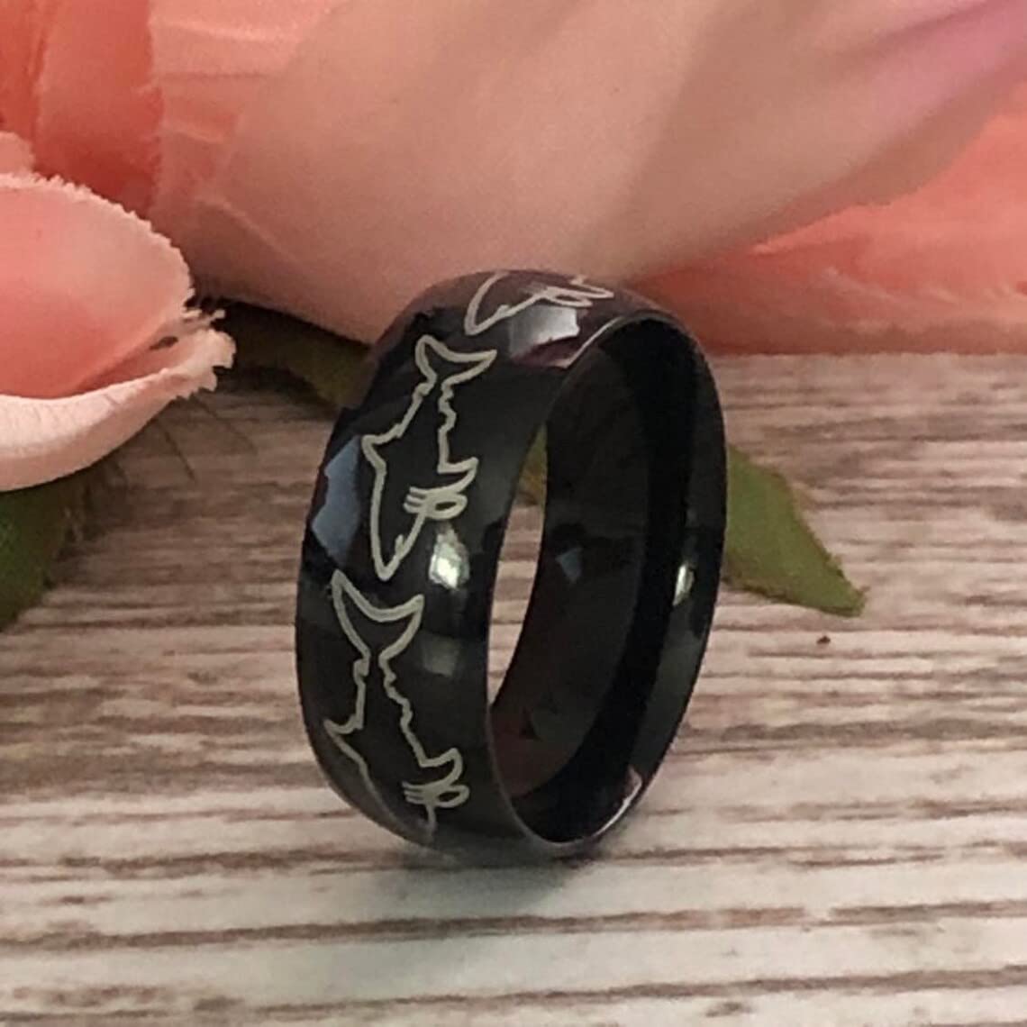8mm Black Plated Stainless Steel Ring with Engraved Great White Shark Design Sizes 5 to 15 (6)