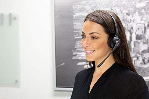 Plantronics CS520 Wireless Headset System Bundle With Headset Advisor Wipe (Renewed)