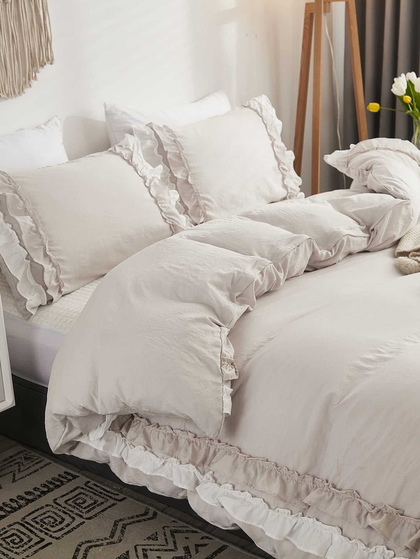QWINEE 3Pcs Shabby Chic Double Layer Ruffle Duvet Covers Sets Soft 3 Pieces Boho Vintage Farmhouse Bedding Set with 1 Comforter Cover and 2 Pillowcases for All Season Rustic Lightweight Beige Queen
