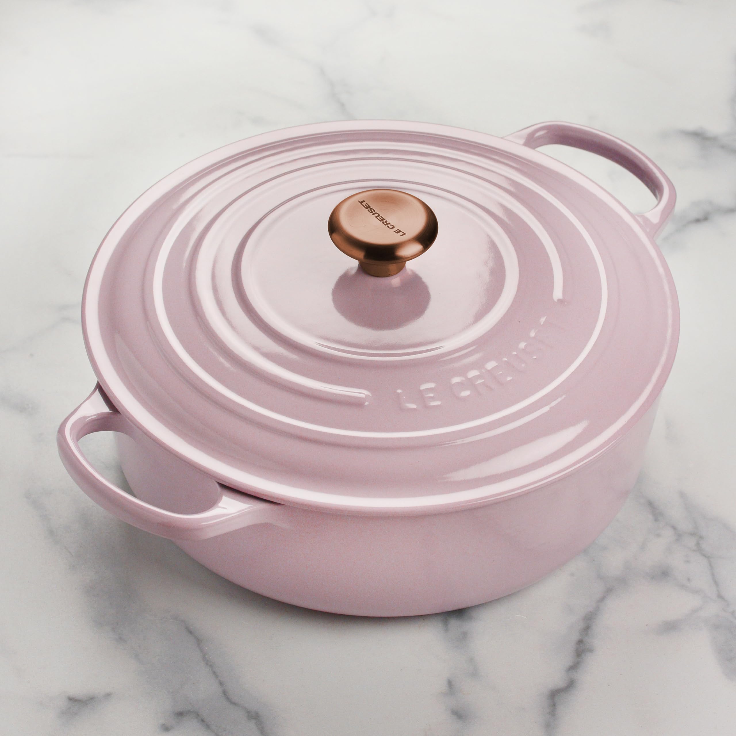 Le Creuset Signature 6.75-quart Round Wide Oven with Copper Knob - Enameled Cast Iron (Shallot)