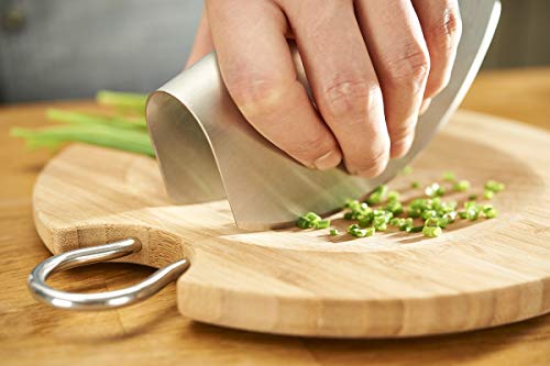 Rösle Stainless Steel Herb Grinder with Bamboo Board