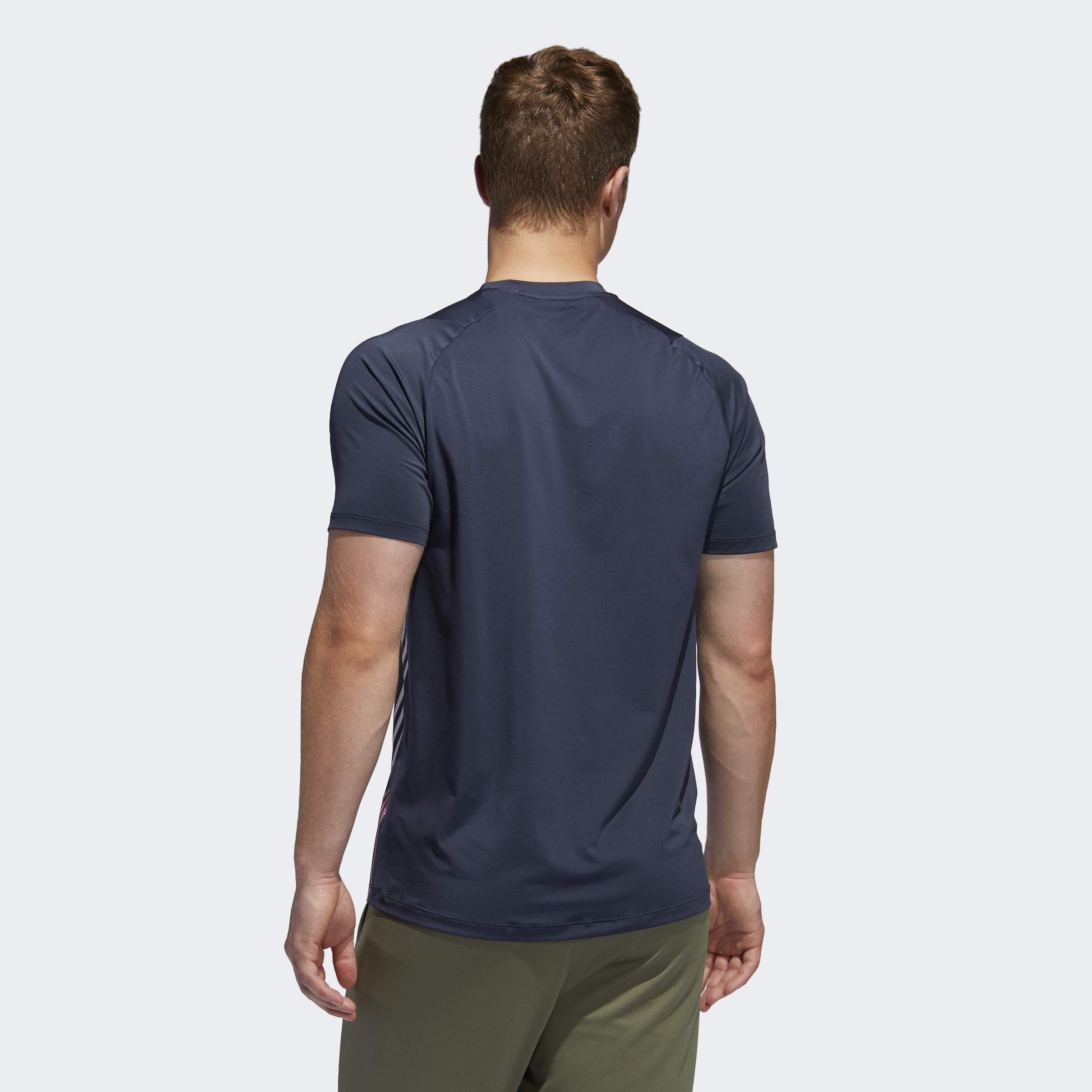 adidas Men's FreeLift Fitted 3-Stripes Training Tee, Black, X-Large