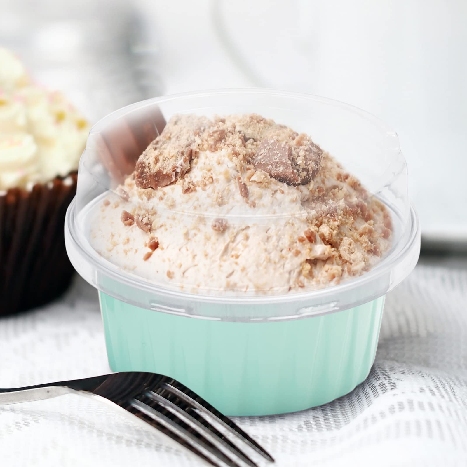 AOSYCO Dessert Cups, 100pcs 4 Colors Mixed Cupcake Containers, 5oz 125ml Disposable Aluminum Foil Pans Ramekins, Baking Cups, Muffin Liners with Lids