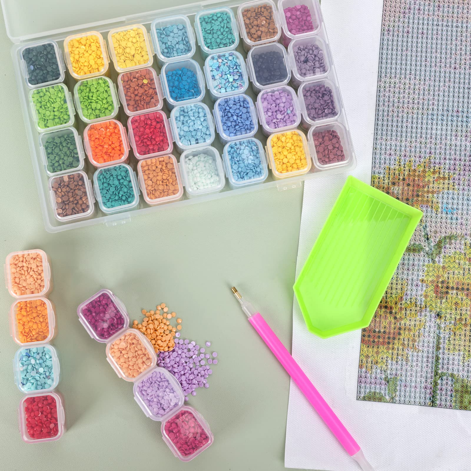 Quefe 224 Slots Diamond Painting Storage Containers Bulk, 8pcs 28 Grids Clear Diamond Painting Accessories and Tools Boxes Bead Organizers Diamond Art Embroidery Storage with Label Stickers