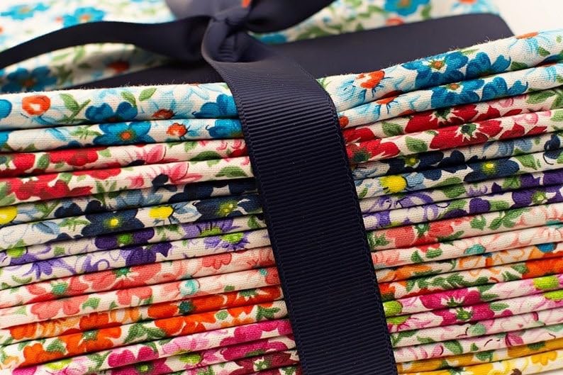 90 Pcs Fabric Strips Cute, Beautiful 100% Cotton Fabric Quilt Squares, Width 5 inch Length 5 inch, Gift Prairie Flower pre-Cut Charm Pack Squares, DIY Blanket