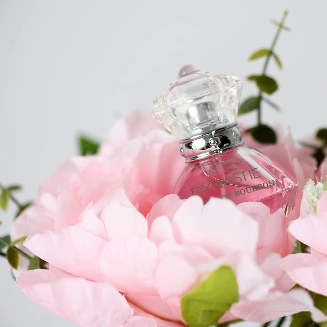 Dynastie Mademoiselle by Princesse Marina De Bourbon - Eau de Parfum for Women - Opens with Pear, Mandarin Orange and Black Currant - Blended with Peony - For Joyful and Fanciful Ladies - 3.4 oz