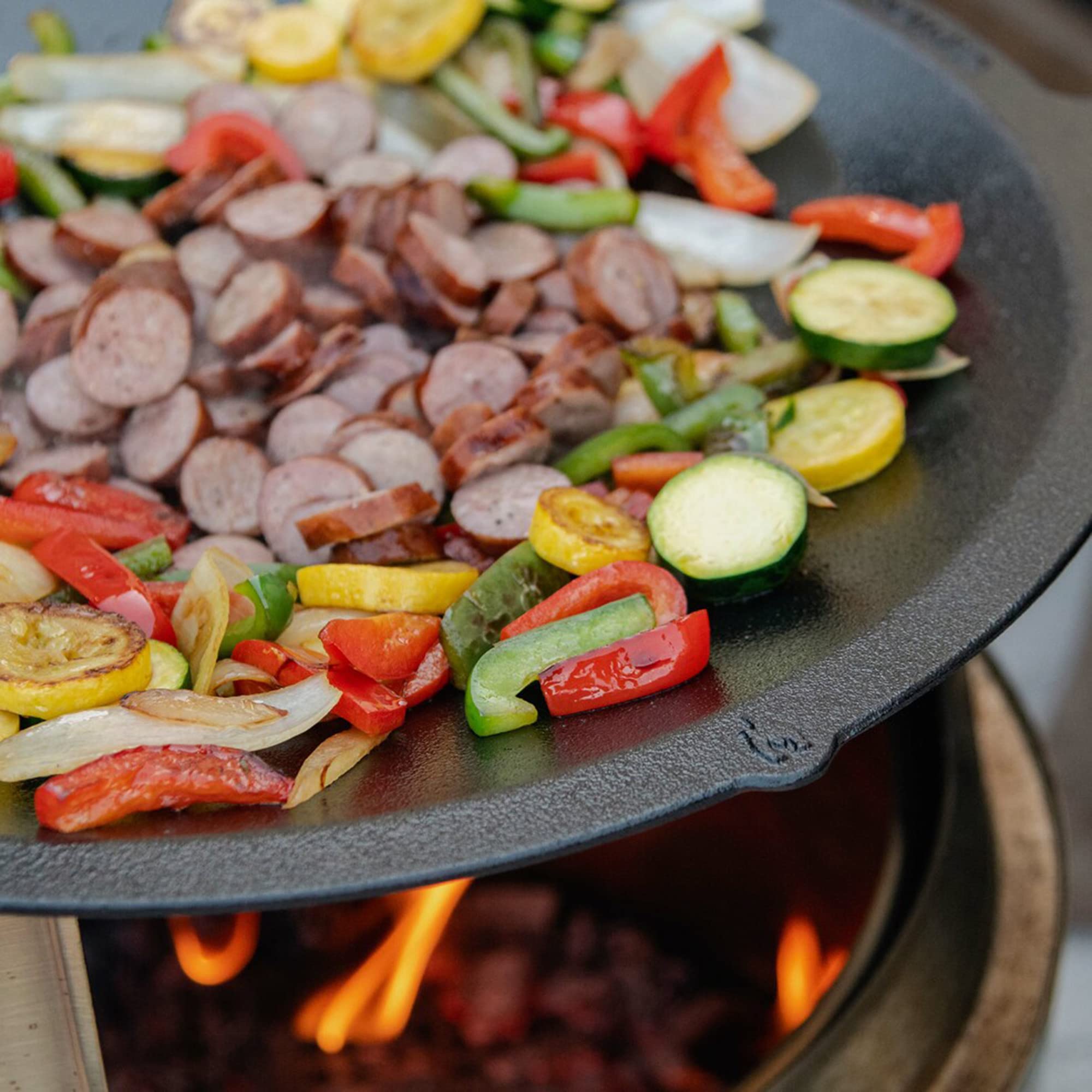 Solo Stove Large Cast Iron Wok Top, Stir Fry Pan, Cooktop for Bonfire and Yukon fire pit, Fireplace accessory, Cooking surface: 18", Depth: 2.5", Weight: 12.5 lbs