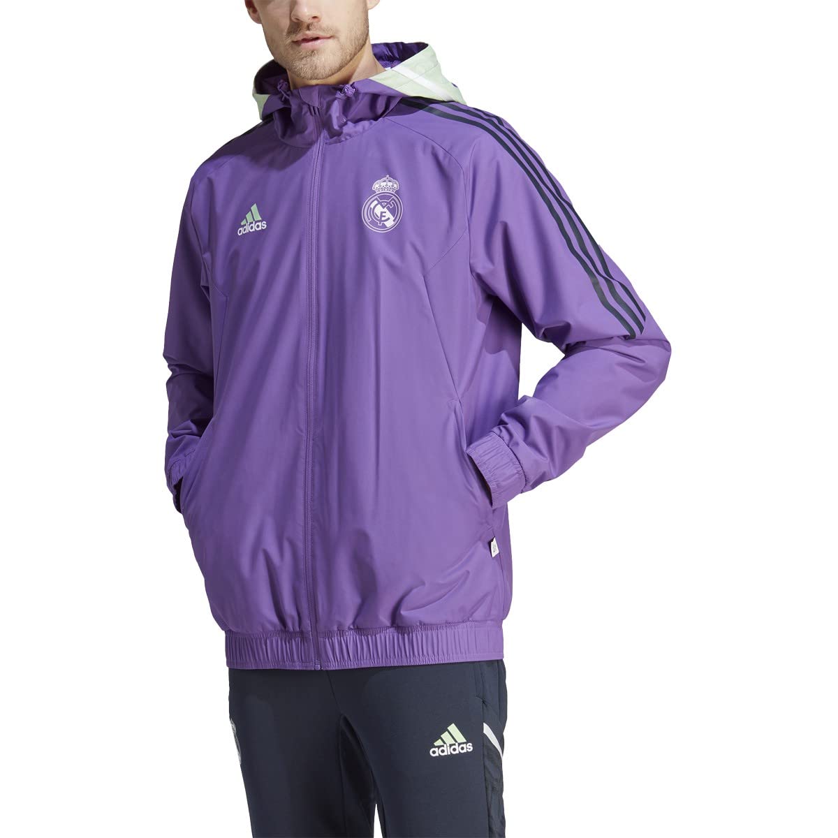 adidas MEN'S REAL MADRID 22/23 TRAINING ALL WEATHER J (ACTIVE PURPLE,MEDIUM)