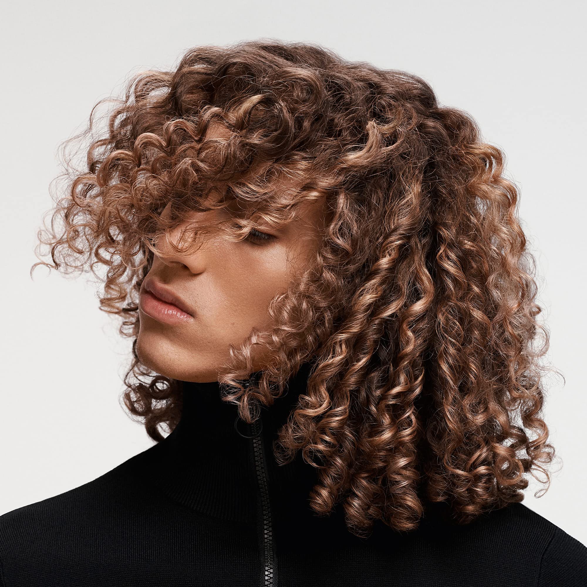 Goldwell StyleSign Ultra Volume Naturally Full Blow-Dry & Finish Bodifying Spray 200mL