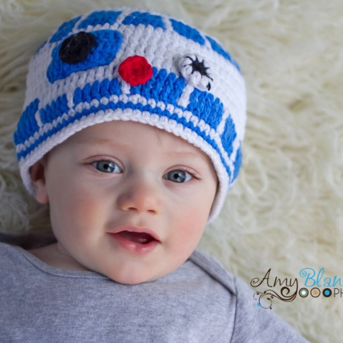 Handmade Milk Protein Cotton Yarn Star Wars Baby R2D2 hat Droid hat in Blue - Multiple (0-3 Months)