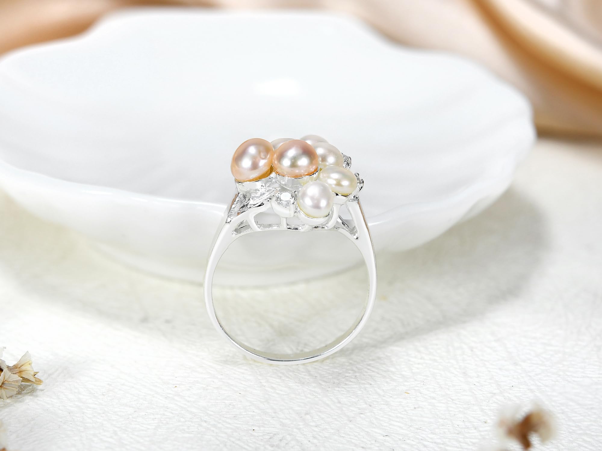 AeraVida Cluster White-Pink Cultured Freshwater Pearl Grape Cubic Zirconia .925 Sterling Silver Ring (7)