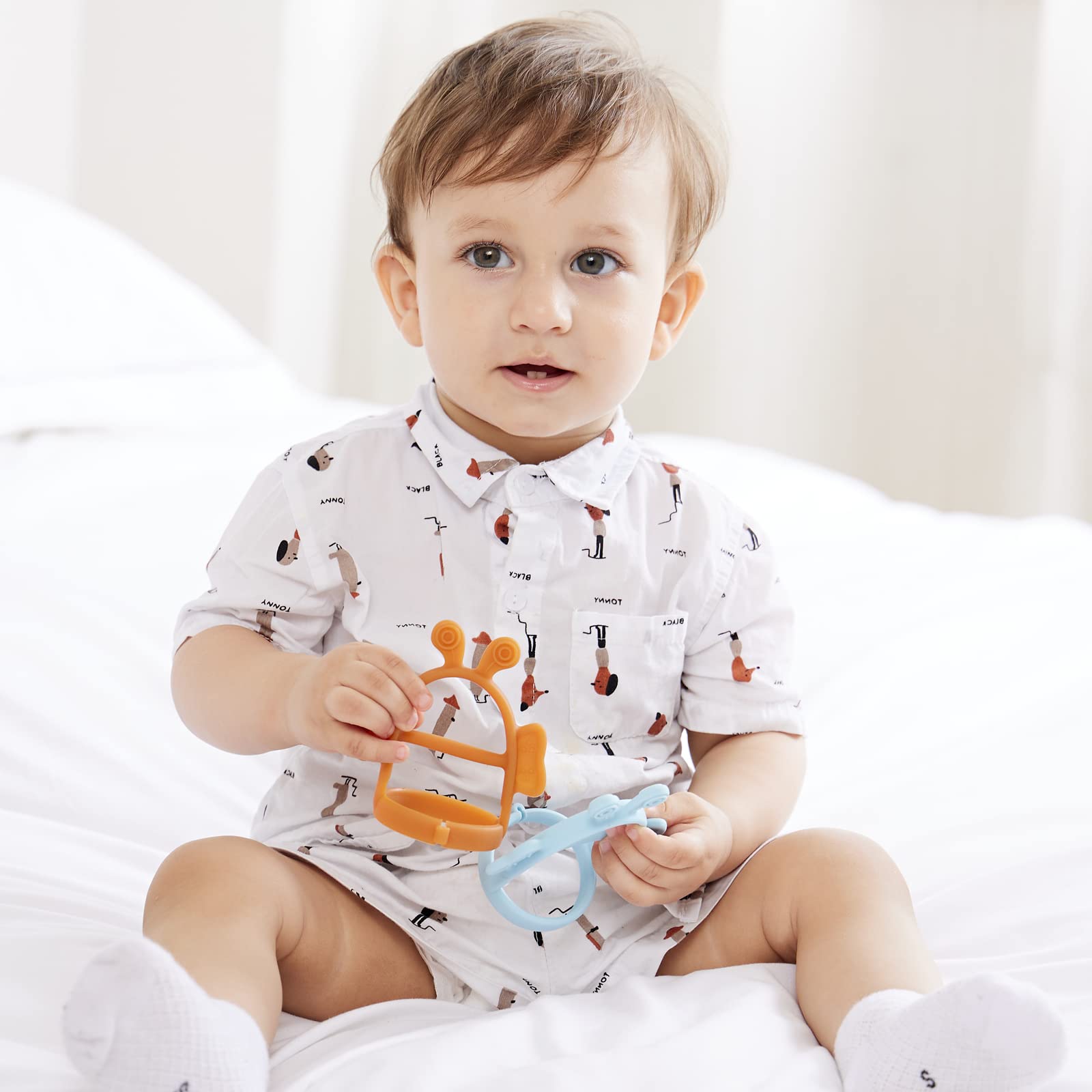 Adjustable Baby Wrist Teethers for Babies Never Drop Silicone Baby Teething Toys for 0 6 12 Months Infants Toddlers Baby Chew Toys for Sucking Needs (Bee-Blue+Brown)
