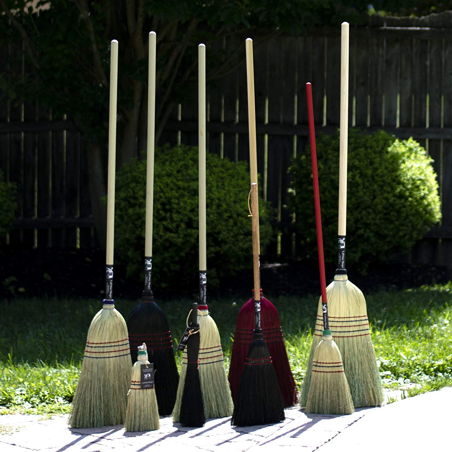 Authentic Hand Made All Broomcorn Broom (54-Inch/Light)