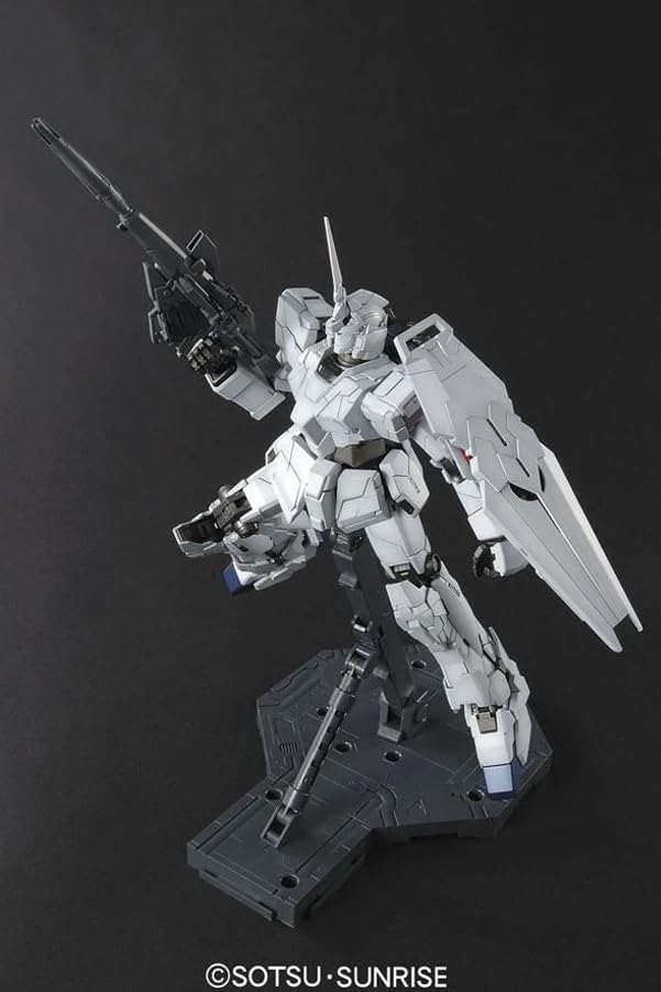BANDAI Hobby - Gundam UC - Unicorn Gundam, Spirits MG 1/100 Model Kit