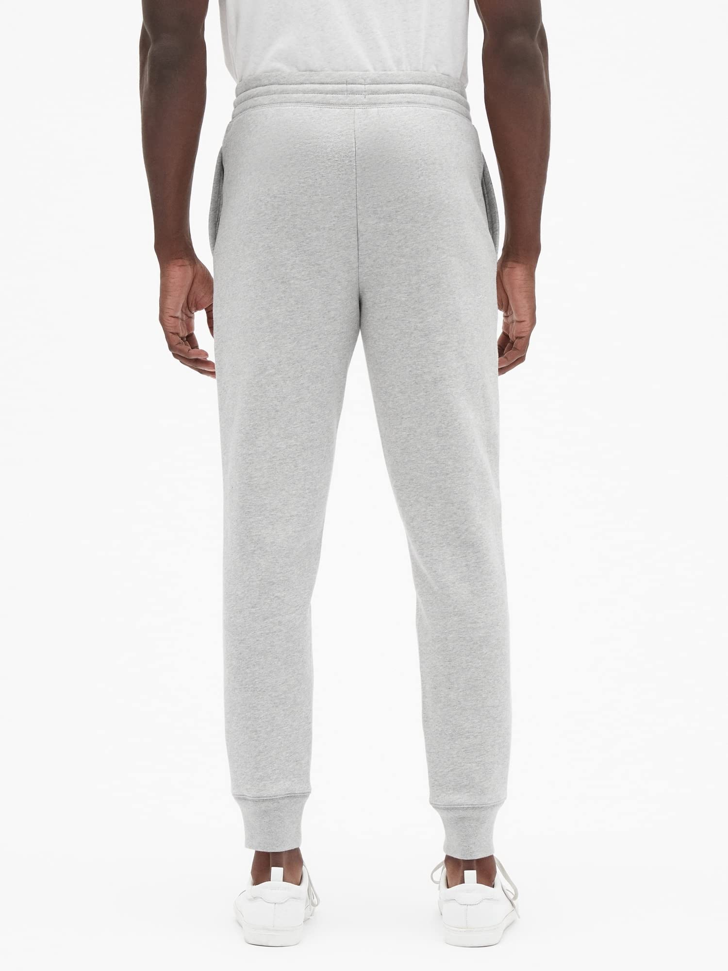 GAP Mens Logo Fleece Joggers Sweatpants, Light Heather Grey, X-Large US