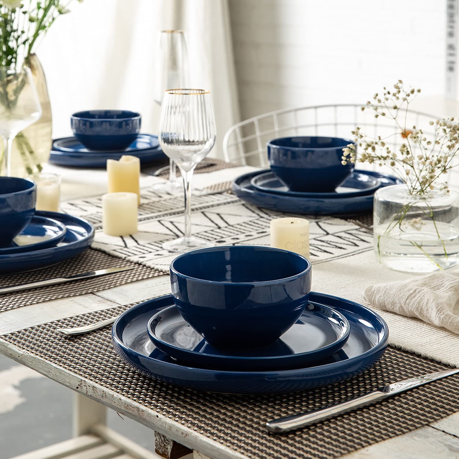 AmorArc Ceramic Plates Set of 6, 8.0 Inch Round Stoneware Salad Plates Use for Dessert, Salad, Appetizer etc,Microwave and Dishwasher Safe, Scratch Resistant Small Deep Dinner Plates-BLUE