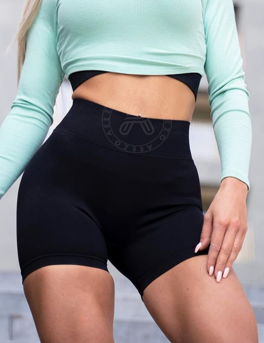 AEEZO Women's Booty Shorts High Waist Seamless Scrunch Ombre Active Shorts Butt Lifting Workout Yoga Pants
