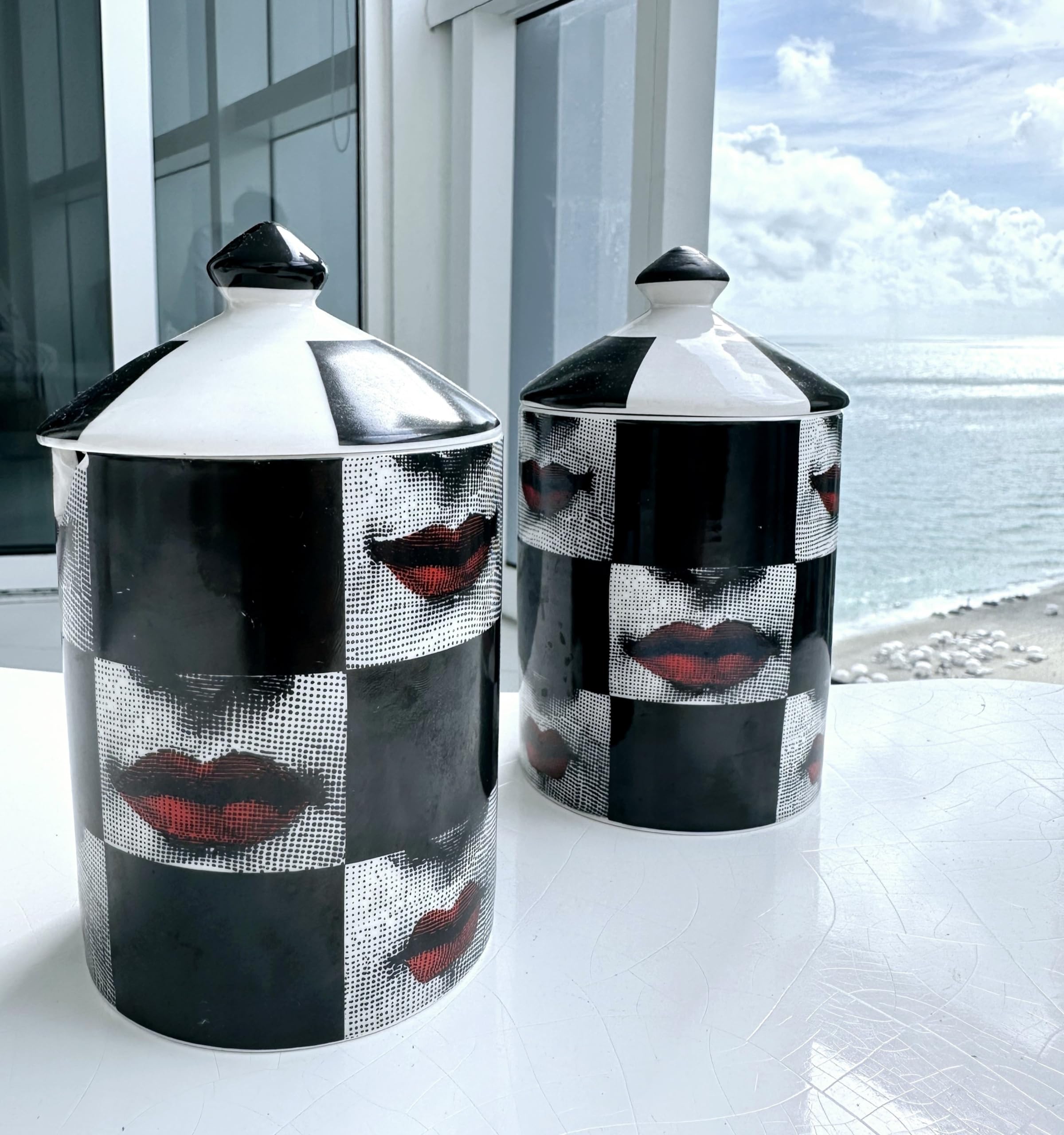 AlphaDesignLuxe Decorative Candle Holder Handcrafted Aromatherapy Candle Jar Italian Designer Décor Fashionable Tabletop Vase Modern Art Female Face Eyes Lips Centerpiece. (Red Lips Black Squares)